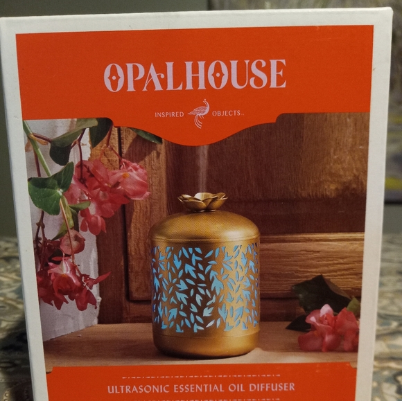 Opalhouse | Accents | Ultrasonic Oil Diffuser | Poshmark